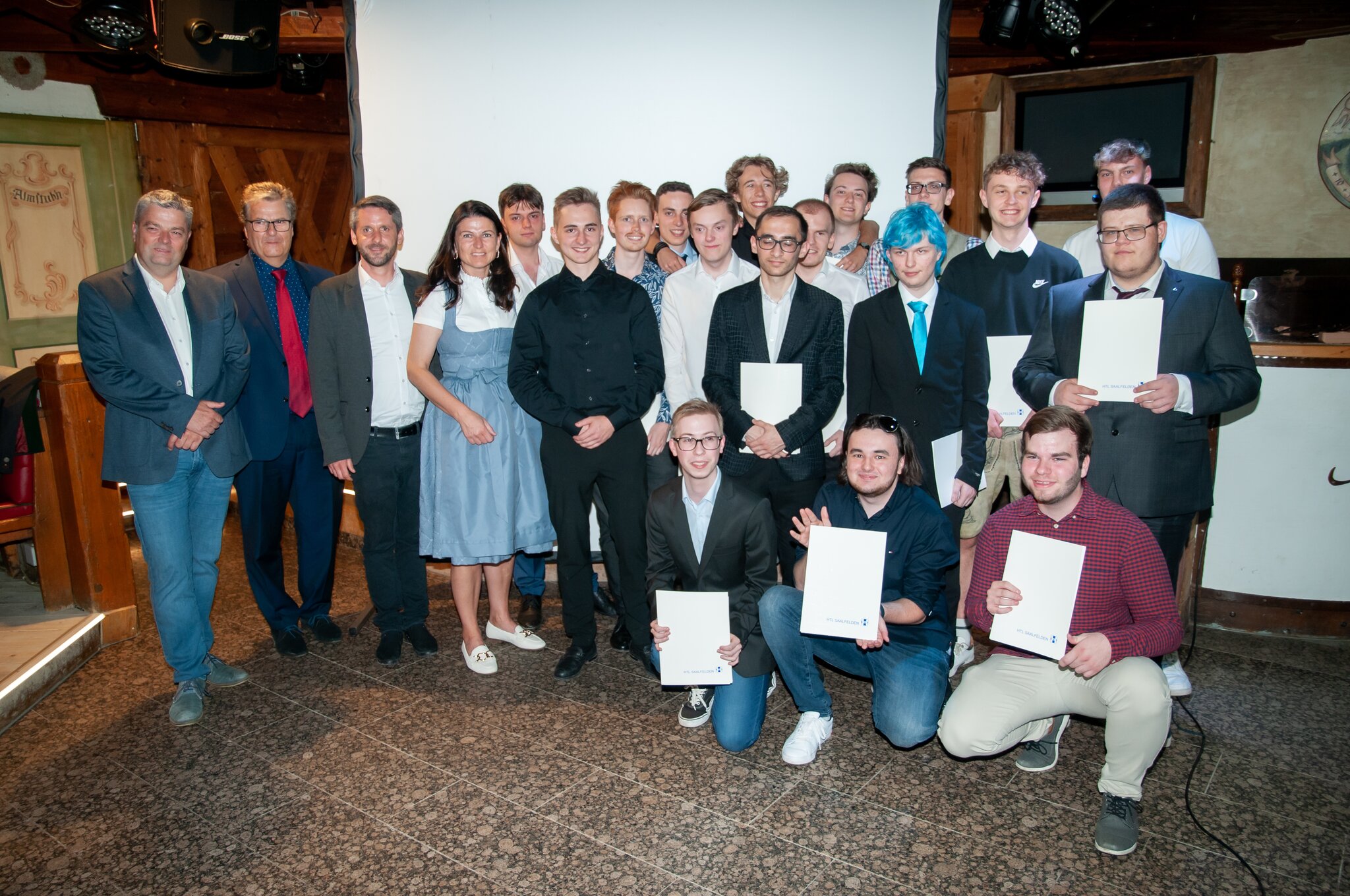 HTL Saalfelden: Erster HTL-Maturajahrgang Informatik in St. Johann - Pinzgau