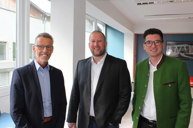 Business-Frühstück: Werksbesichtigung der Firma Rauter Fertigteilbau ...