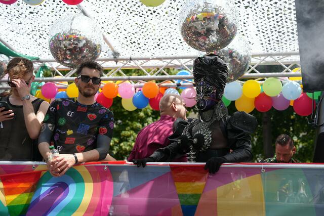 Regenbogenparade 2023: Das waren die ausgefallensten Pride-Outfits - Wien
