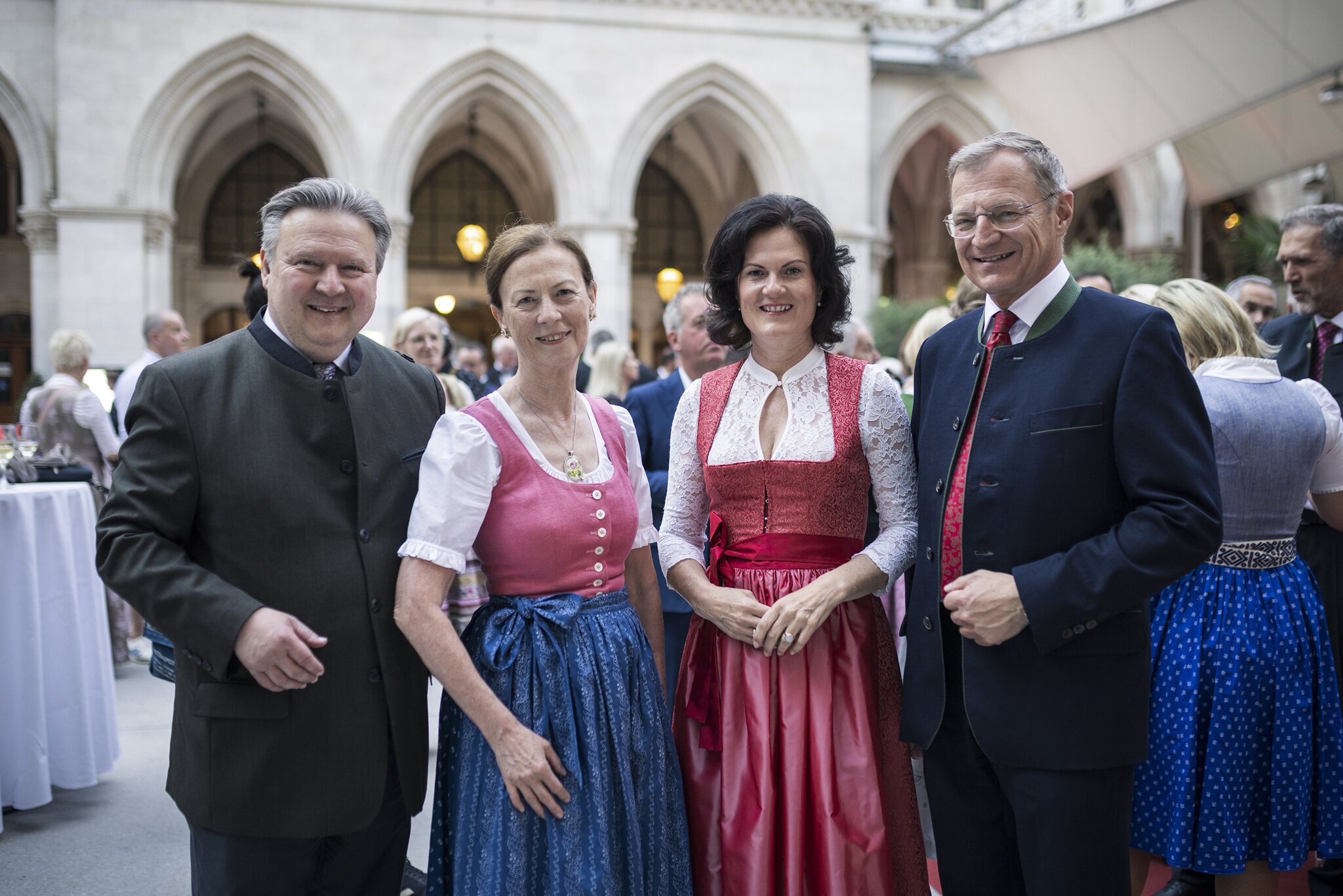 Wiener Rathaus: 2.900 Gäste feierten am Oberösterreicher Ball - Steyr & Steyr Land