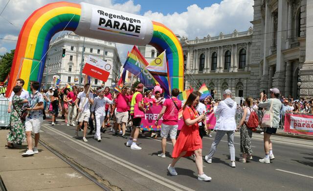 Vienna Pride: Regenbogenparade Wien 2023 - Wien