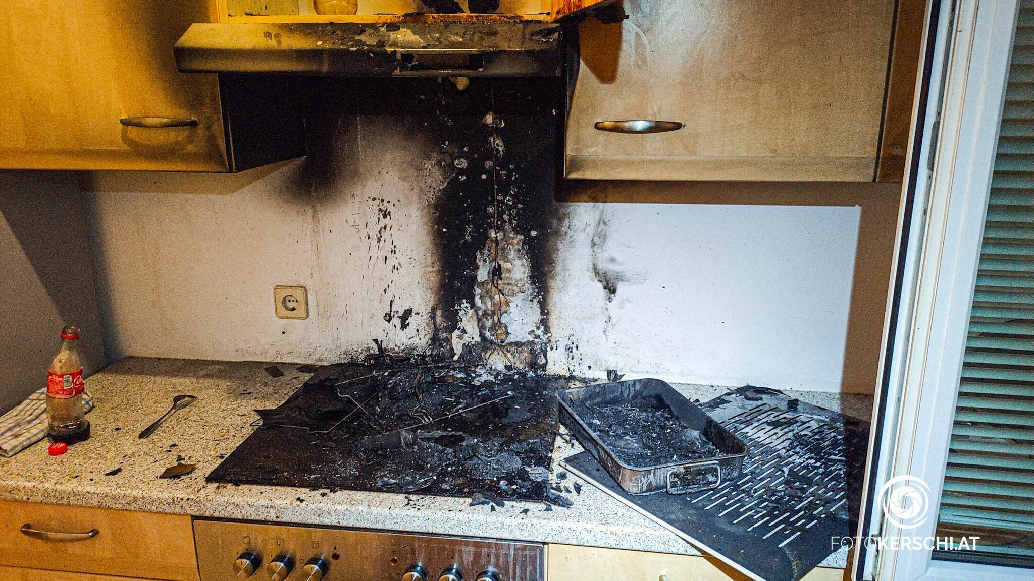 Feuerwehr Einsatz: In Ennser Mehrparteienhaus geriet Dunstabzug in ...