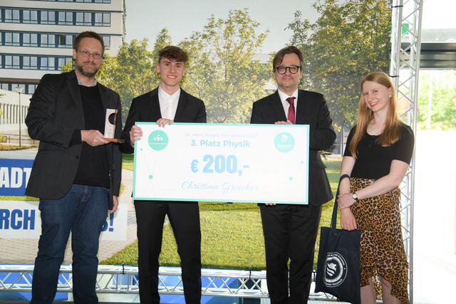 Kaiserschild Stiftung: Althofener Schüler in Physik ausgezeichnet - St ...