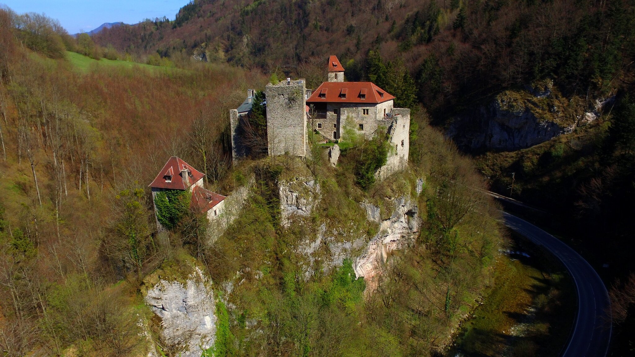Feldversuche Burg Weißenburg: Kulinarische Experimente im Pielachtal ...