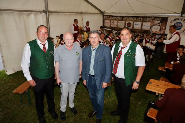 St. Johann in der Haide: Die Schölbinger Musiker luden zum Feiern ein ...