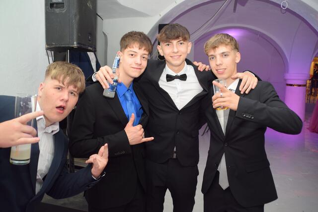 Hak of Fame - Stars bereit zum Abgang: Maturaball der HAK Horn: Eine ...