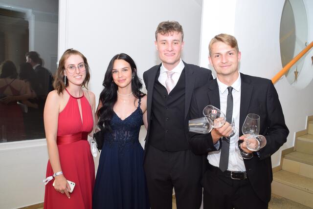Hak of Fame - Stars bereit zum Abgang: Maturaball der HAK Horn: Eine ...