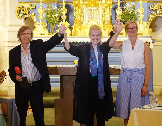 Preisverleihung: Walter-Kraus-Mundartpreis für Erika Rettenbacher ...