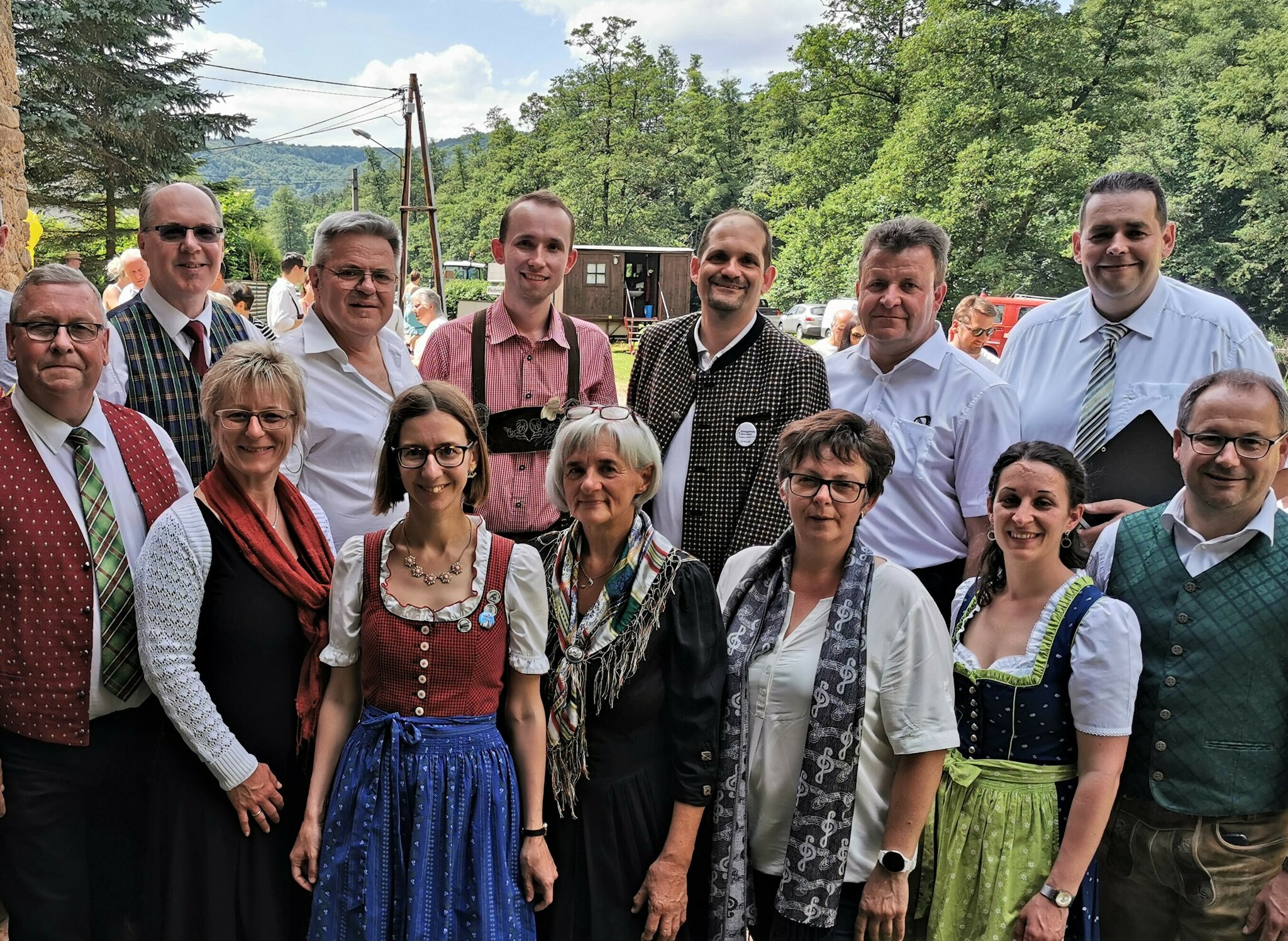 3. SÄNGERFEST IN HARDEGG: Hardegger Klangwolke von 300 Stimmen - Hollabrunn