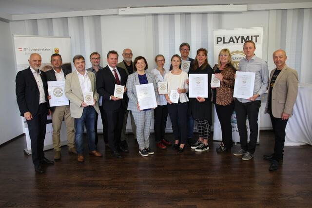 Berufsorientierung: Sieben Schulen im Burgenland von Playmit prämiert ...