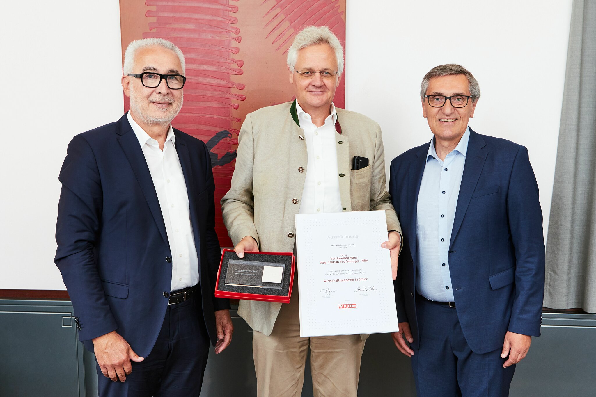 Welser Industrie: Wirtschaftsmedaille für Florian Teufelberger - Wels ...