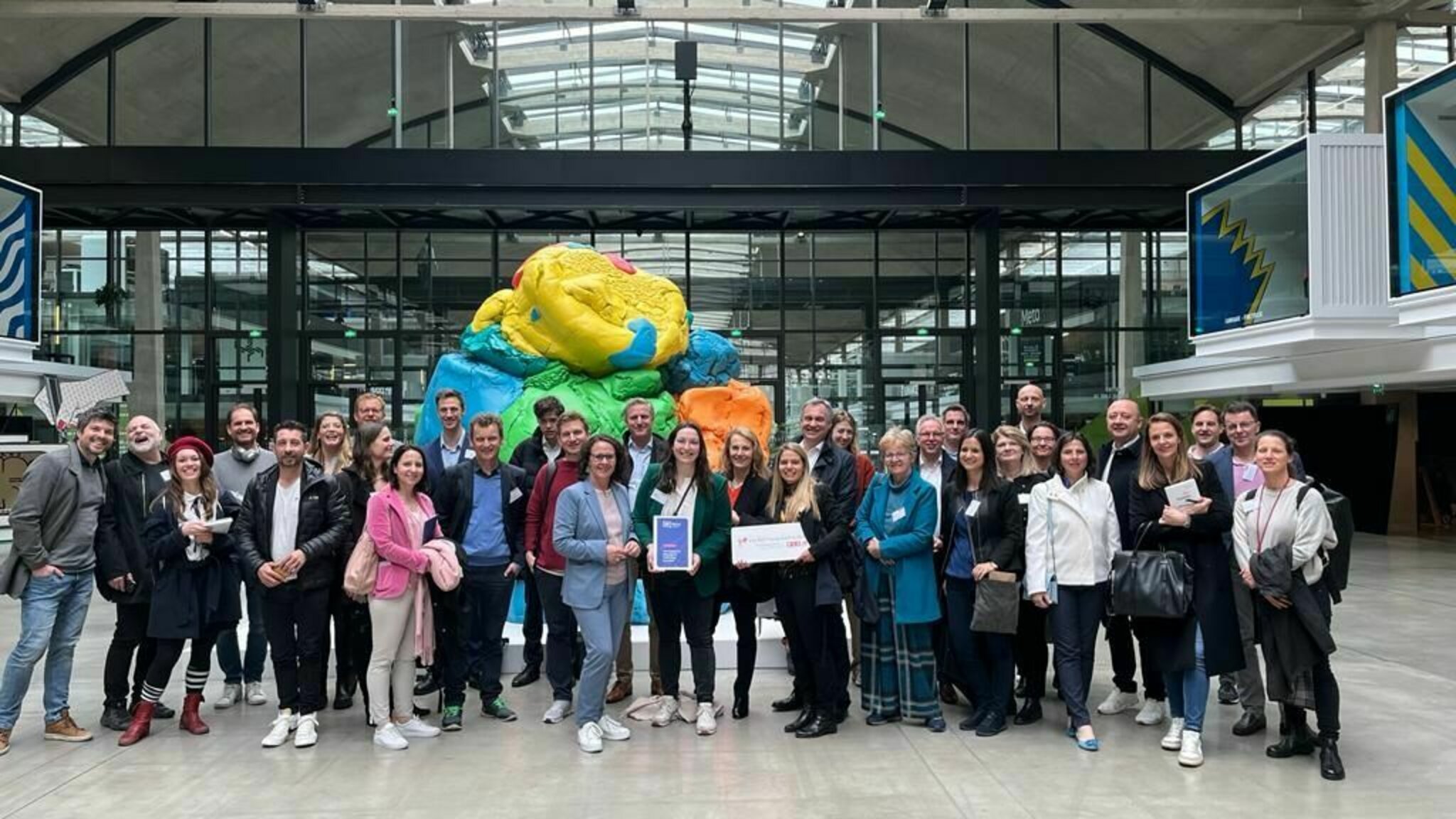 Innovativer Einblick: BUZ Neutal auf Bildungsreise in Frankreich ...