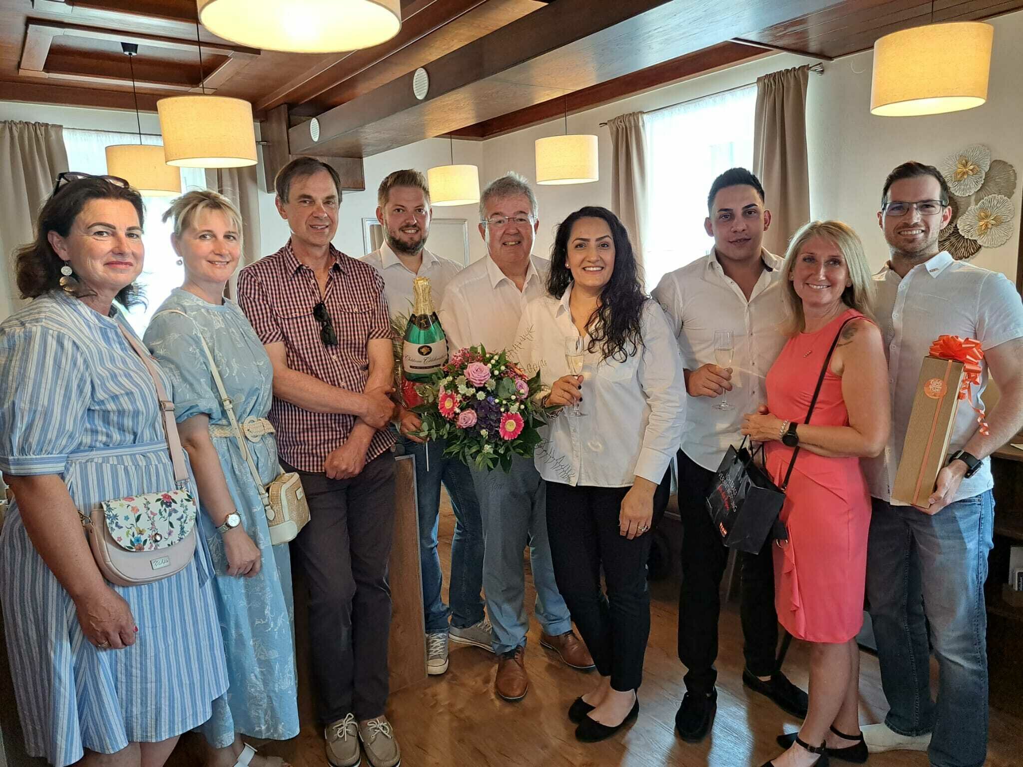 Althofen: Neues Kaffeehaus „Café am Platz“ eröffnet - St. Veit