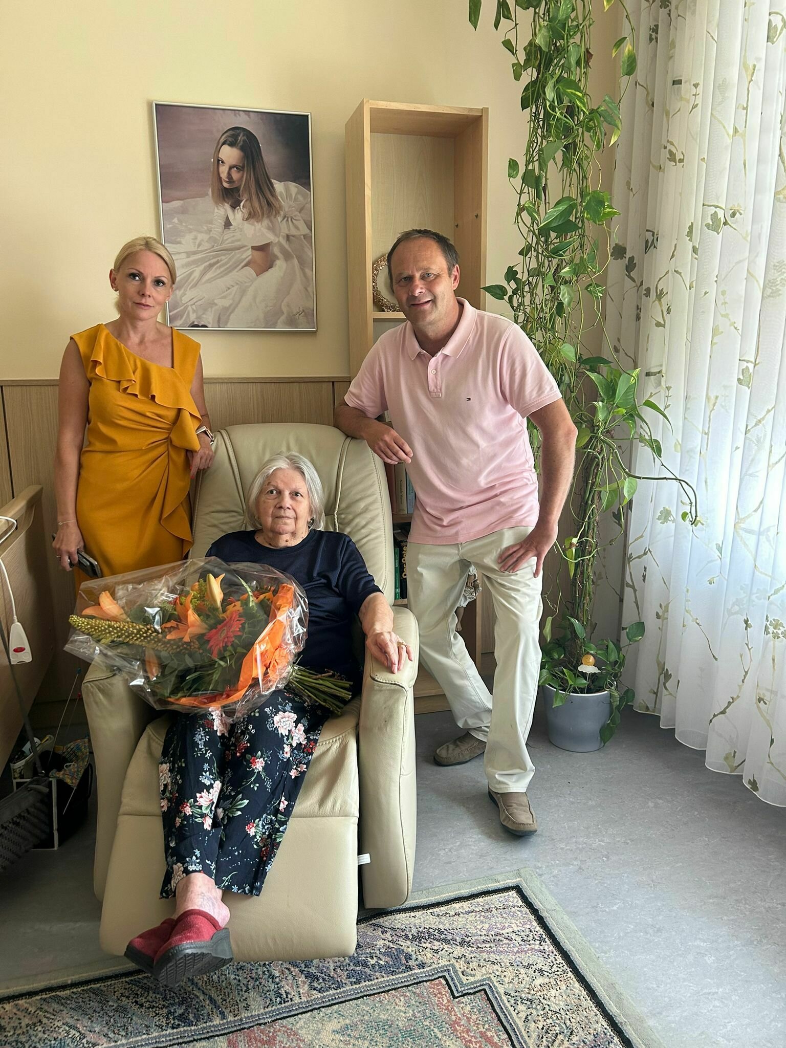 Gratulation: 90. Geburtstag Margareta Bauernfeind - Schwechat