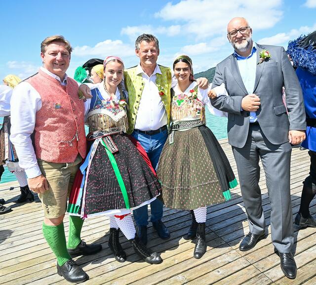 Tracht und Volksmusik: Villacher Kirchtagslader im Strandbad Klagenfurt ...