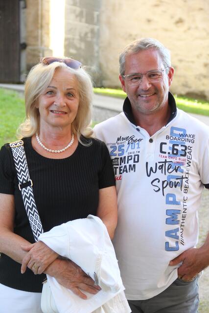 Schloss Straßburg: Seppi Neubauer überzeugte mit Kabarettprogramm - St ...