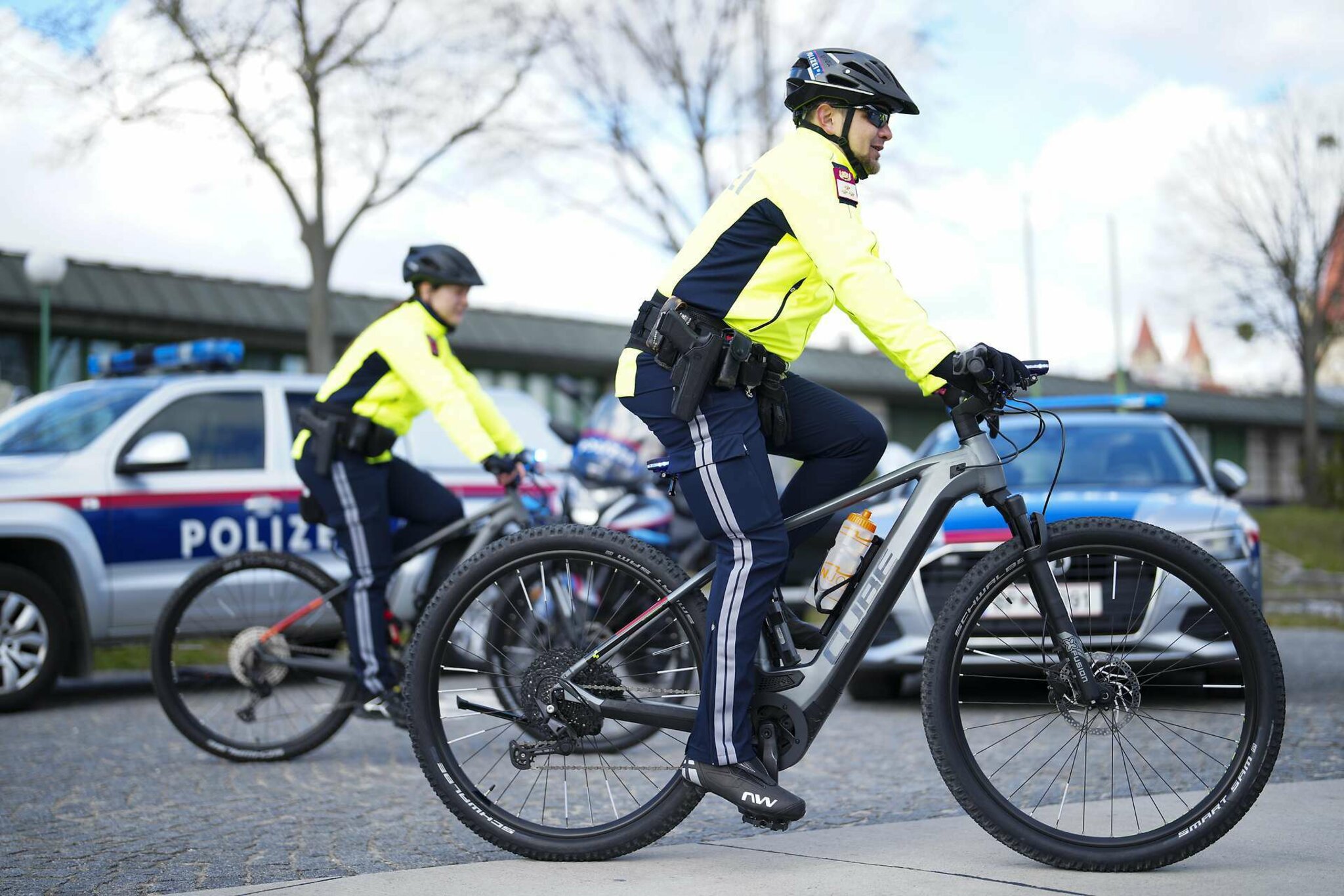 Spannende Fahrrad Bei Polizei Registrieren Bilder