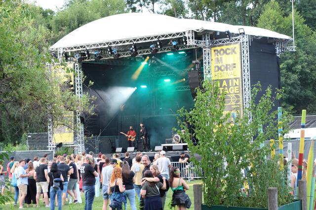Festival Rock im Dorf 2023: 20 Bands rockten die Kirchdorfer Au - Kirchdorf