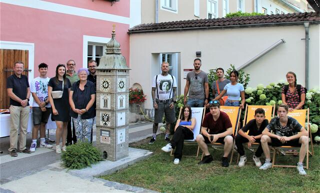 Fotoprojekt Streetwork Enns: Ausstellung am Stadtamt bis 6. September ...