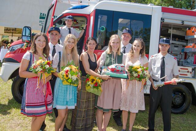 Freiwillige Feuerwehr: Feierliche Fahrzeugweihe in Wellersdorf ...