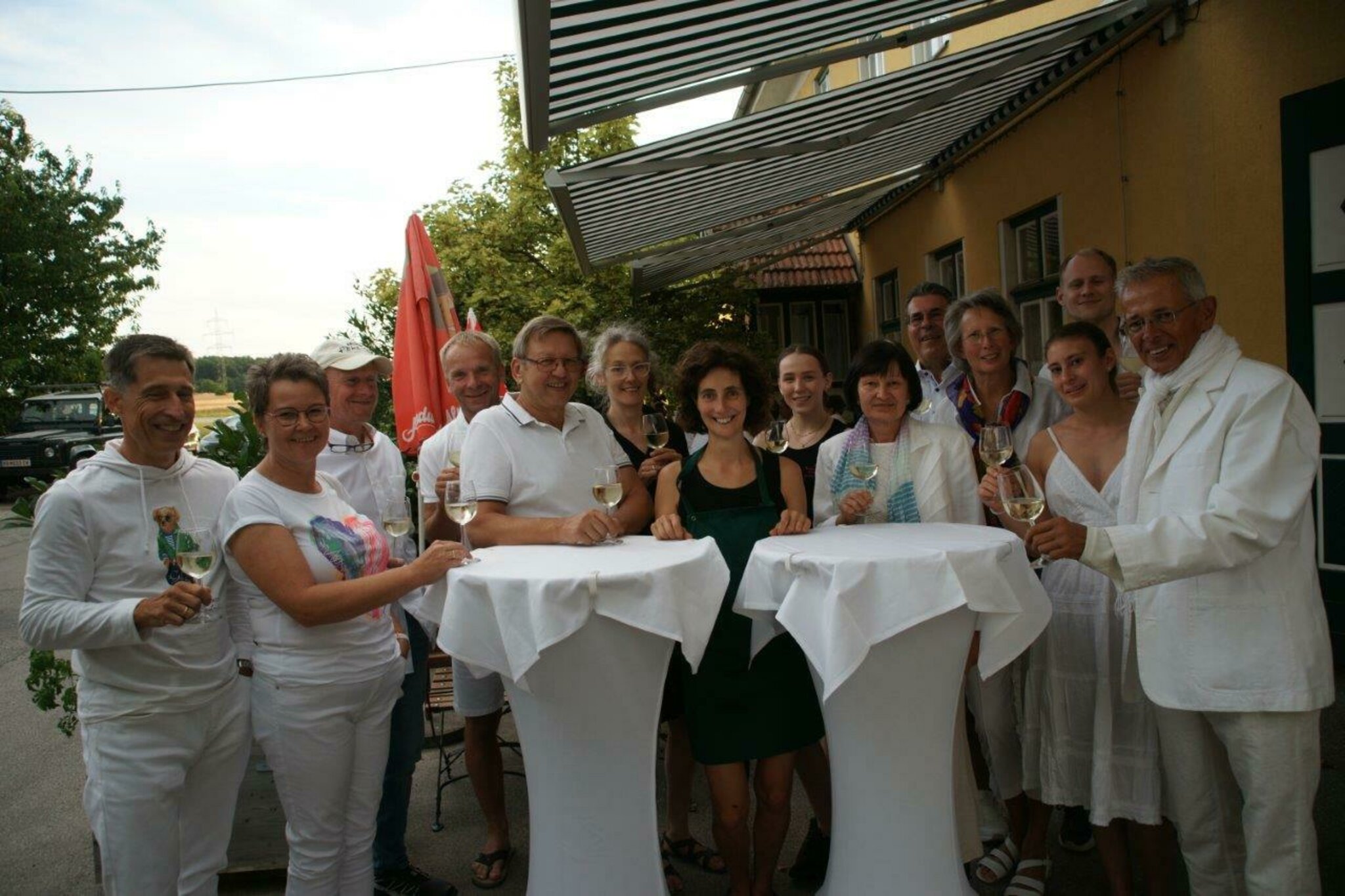 Sommernachtsfest in weiß - Horn