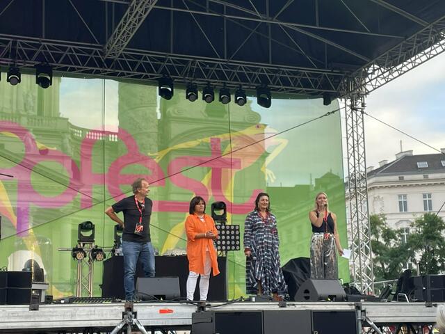 Musik am Karlsplatz: Das war der erste Tag beim 14. Popfest in Wien - Wien