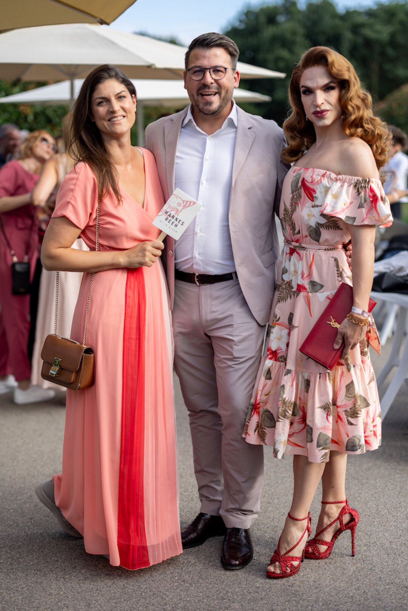 Weingut Hannes Reeh: Rund 370 Gäste feiern "In Bloom"-Rosé in Andau ...