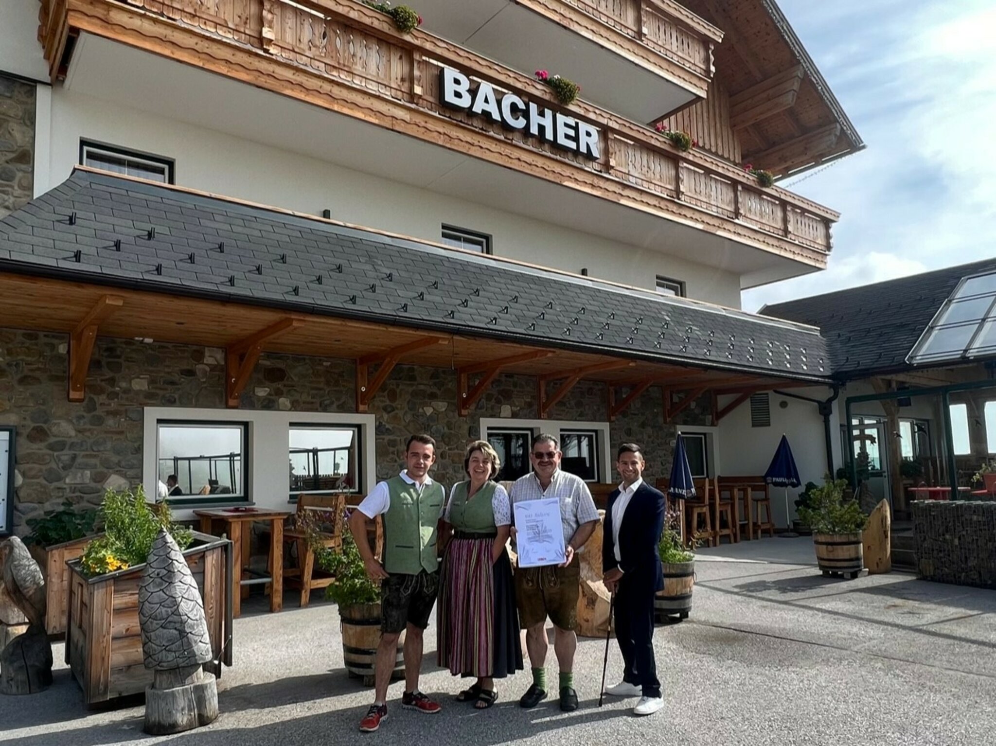 Katschberg: Unternehmerfamilie feiert 60 Jahre Alpengasthaus Bacher ...
