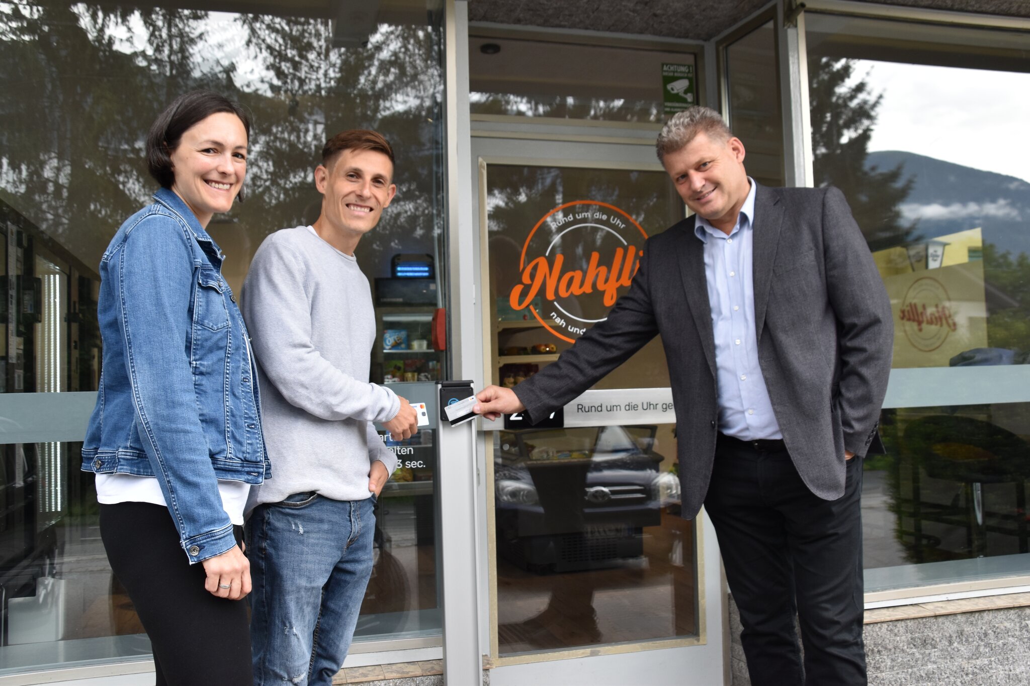 "Nahflix" - neues Konzept in Pettnau eröffnet: Pettnau hat jetzt einen ...