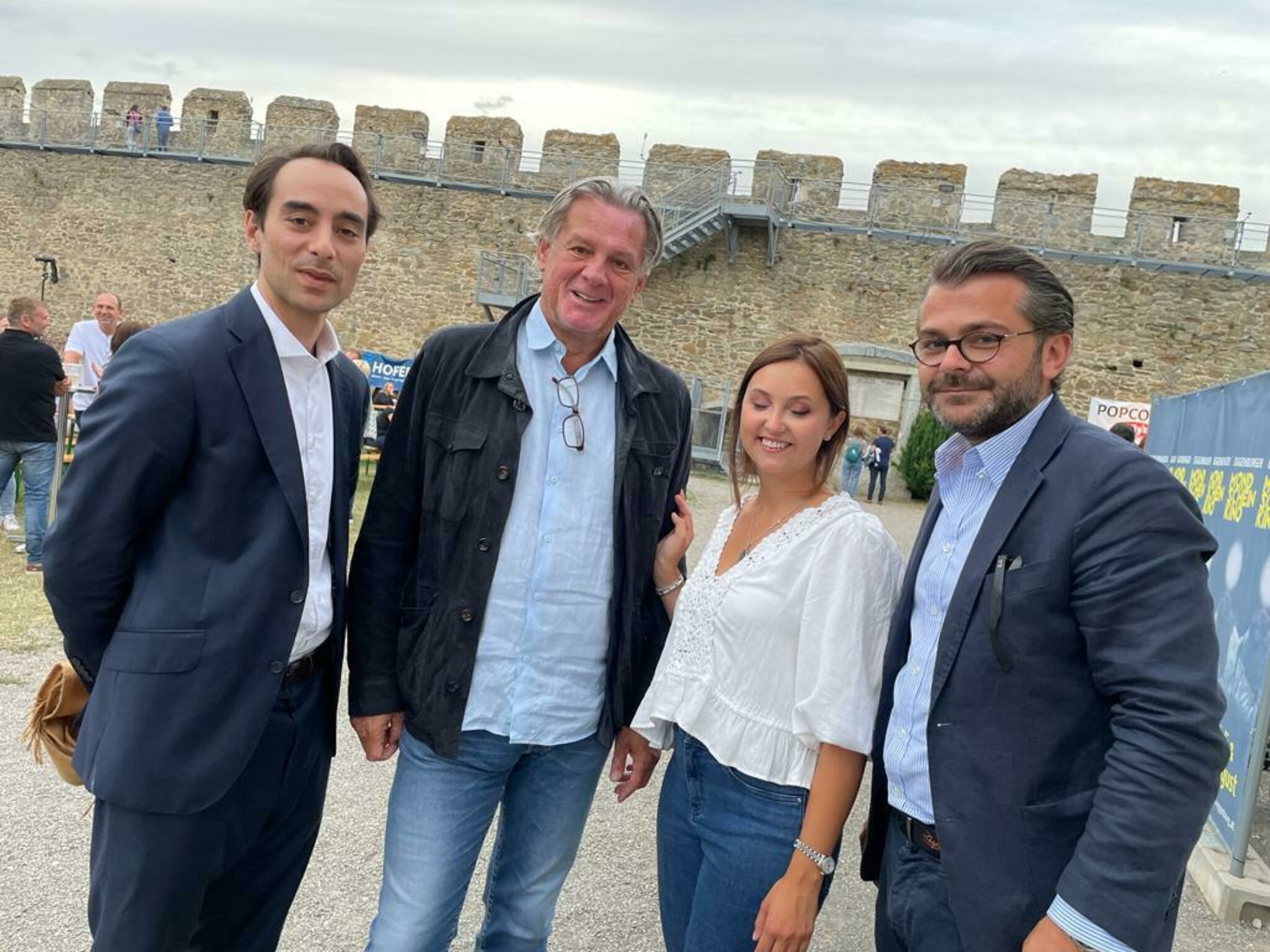 Dr. Alfred Boran: Von London direkt ins Mondscheinkino - Horn