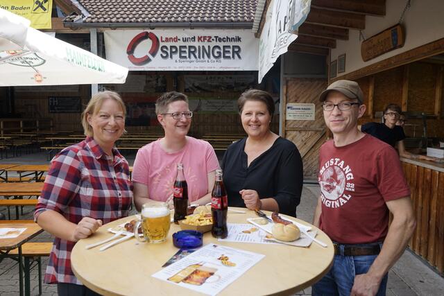 Further Dreikampf: Wasserspiele, Balanceakt, Traktorreifen und jede ...