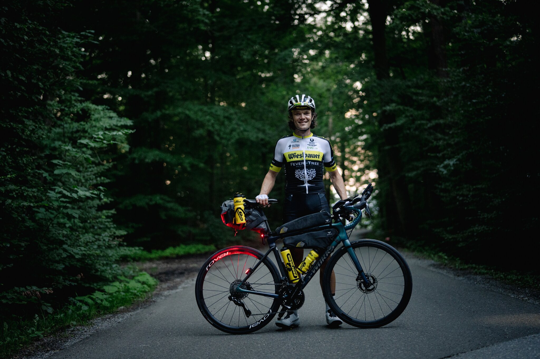 Extremradsport: Christoph Strasser hat es schon fast geschafft - Bruck ...