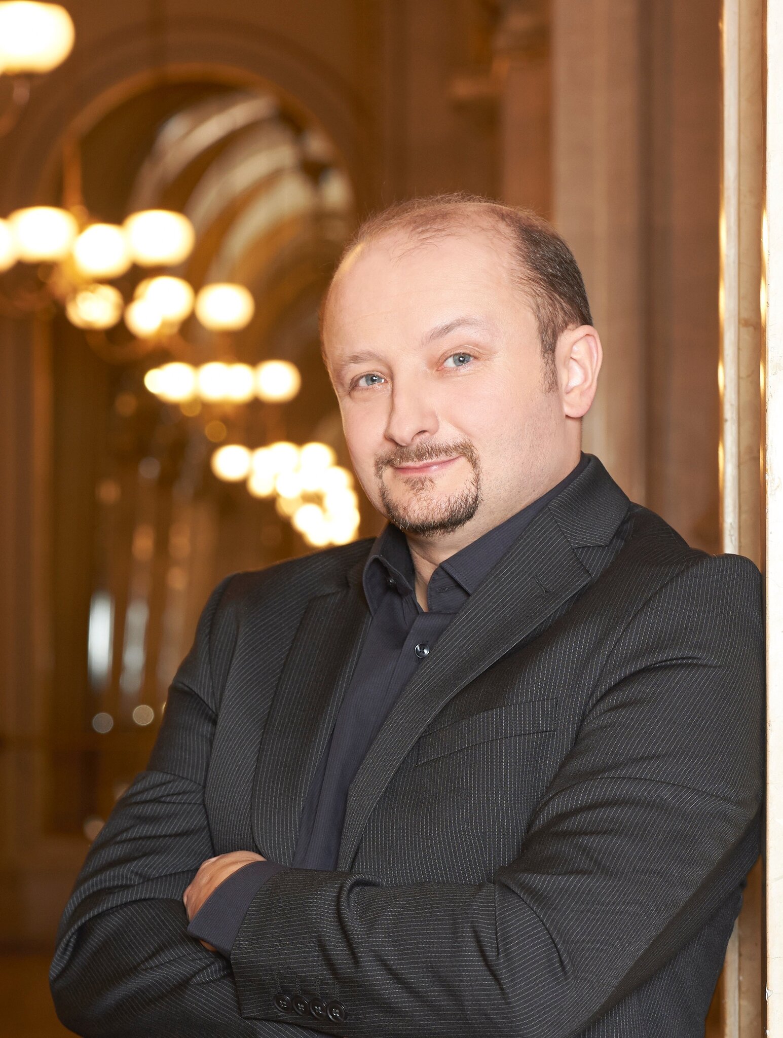 Tenor Norbert Ernst live: Welturaufführung des Nibelungenliedes auf der ...