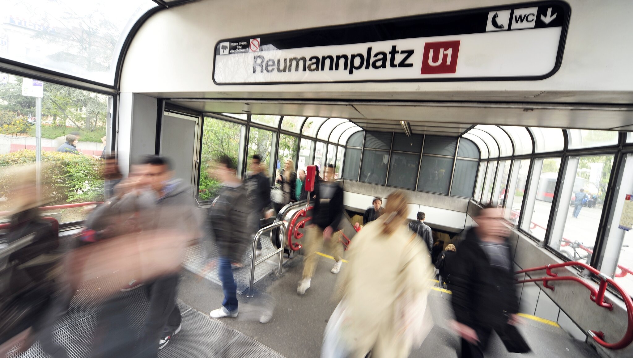 Ab 7. August: Die U1 fährt bis 3. September nur bis zum Reumannplatz ...