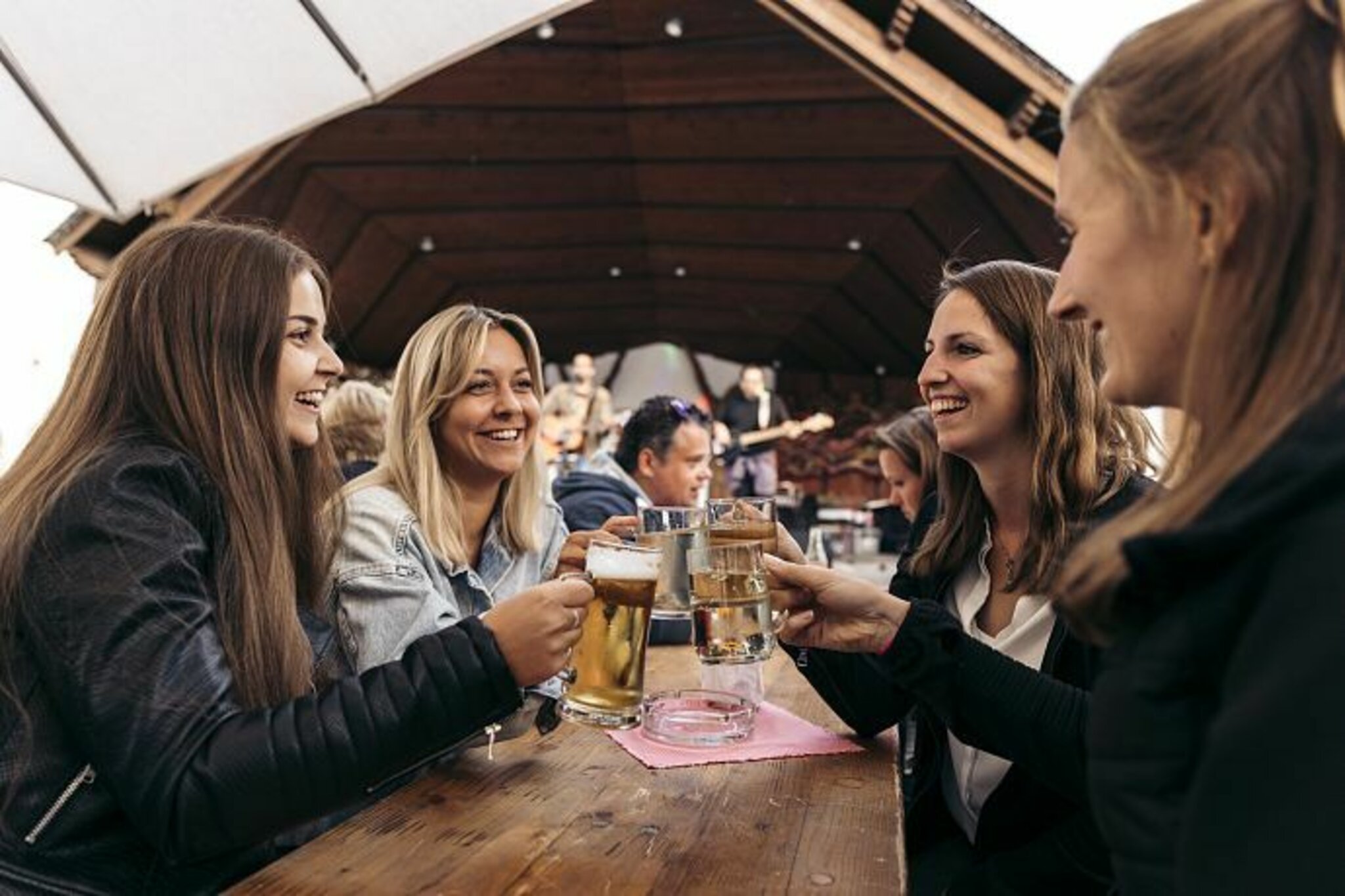 "Winzer im Thale": Wein steht am 8. August in Brixen im Fokus - Kitzbühel