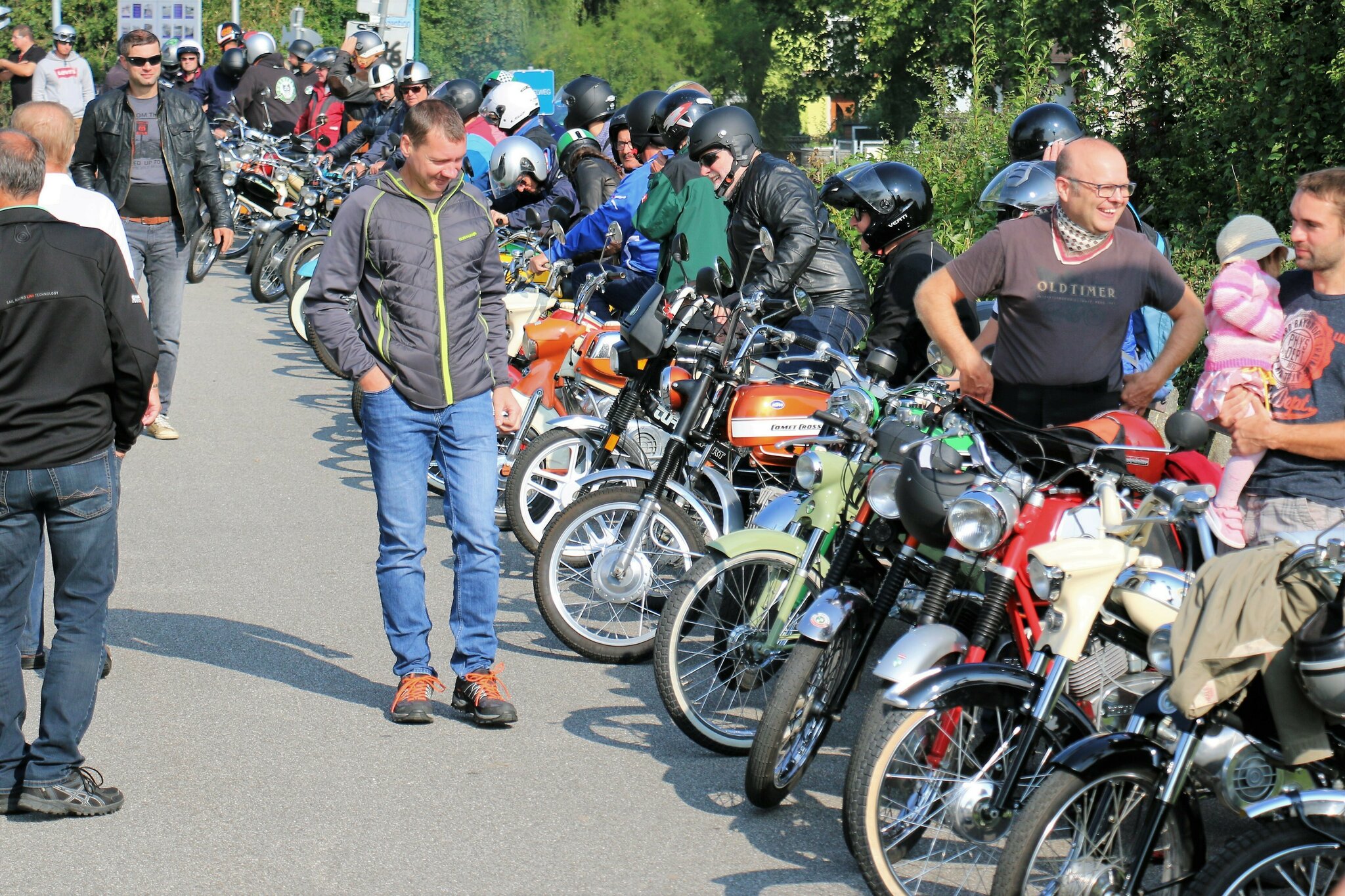 Naarn/Perg: Oldtimer-Interessengemeinschaften laden zur Moped-Ausfahrt ...