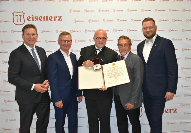 75 Jahre Eisenerz: Markus Riedler wurde zum Ehrenbürger ernannt - Leoben