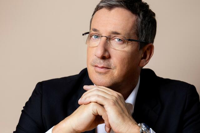 Kabarett am See: Gewinne Karten für Viktor Gernot in Oggau - Eisenstadt