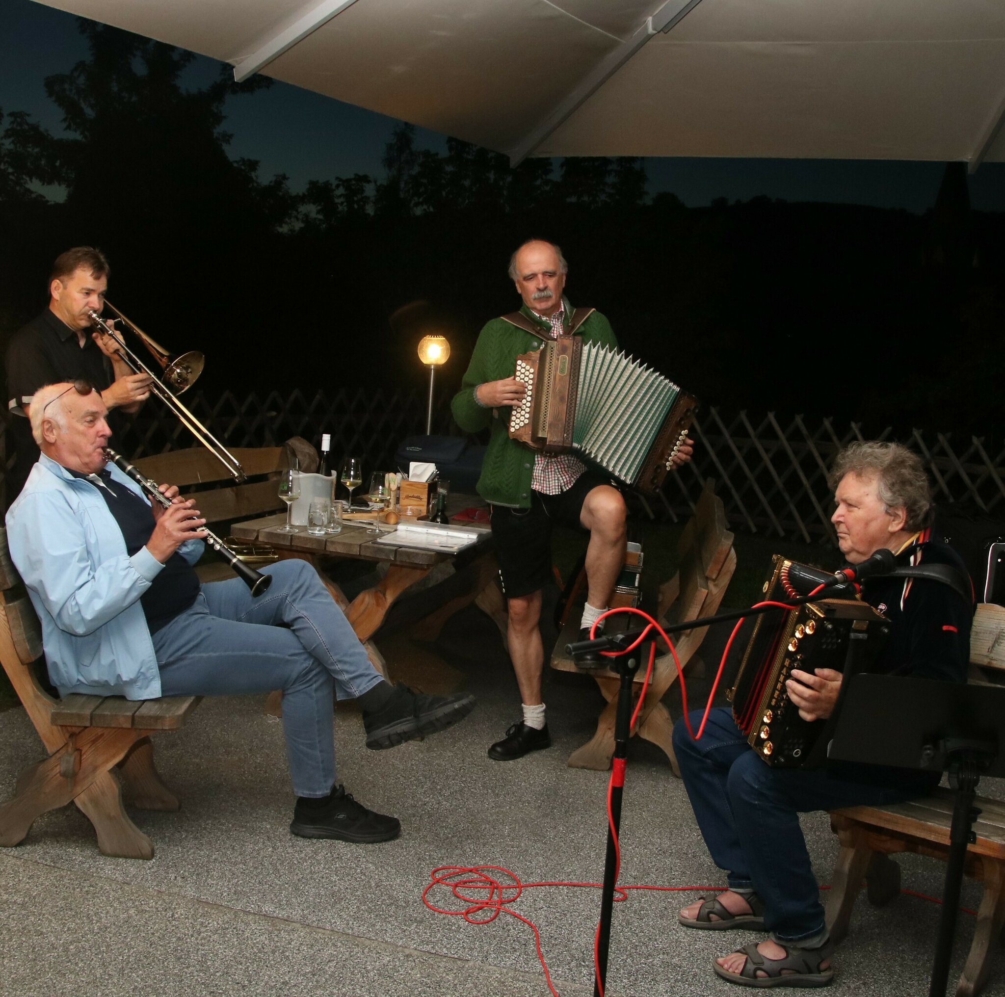 "Musi-Stammtisch" beim Heurigen Blaim - Krems