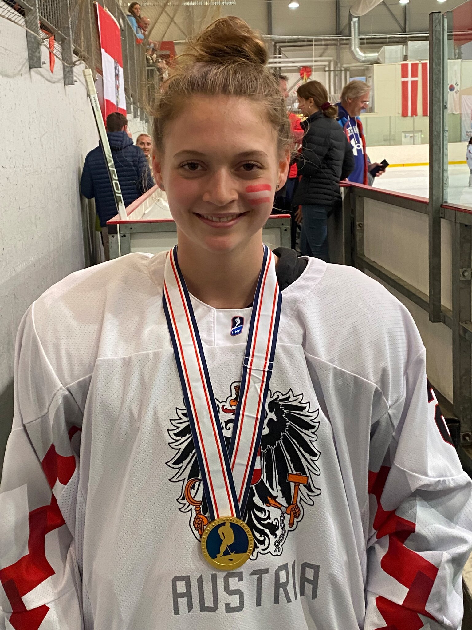 Nachnominierung: Hannah Leitner aus Axams fährt zur Eishockey-WM ...