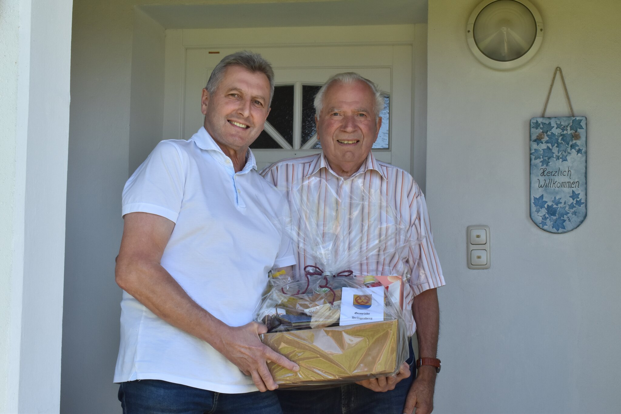 Gemeinde Heiligenberg: 85. Geburtstag von Gemeindearbeiter August ...