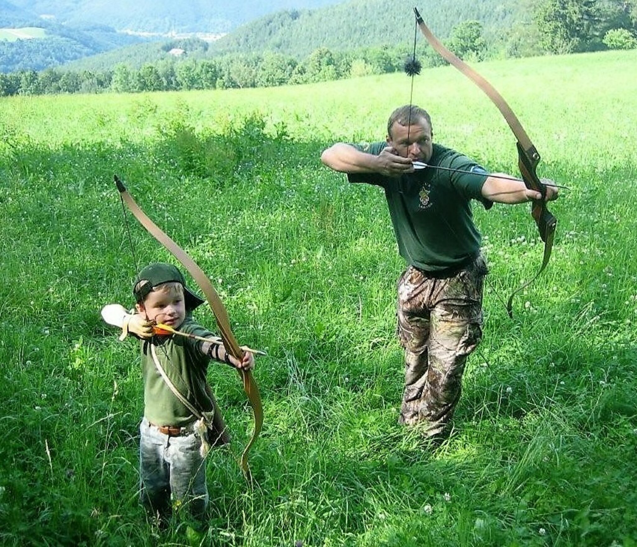 Mit Pfeil und Bogen durch Wöllersdorf: Faszination Bogenschießen ...