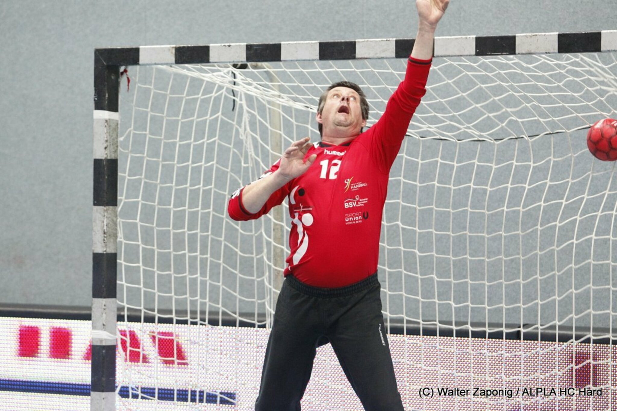 Ligastart in der Stadthalle: Ein Herz für Handball mit Beeinträchtigung ...