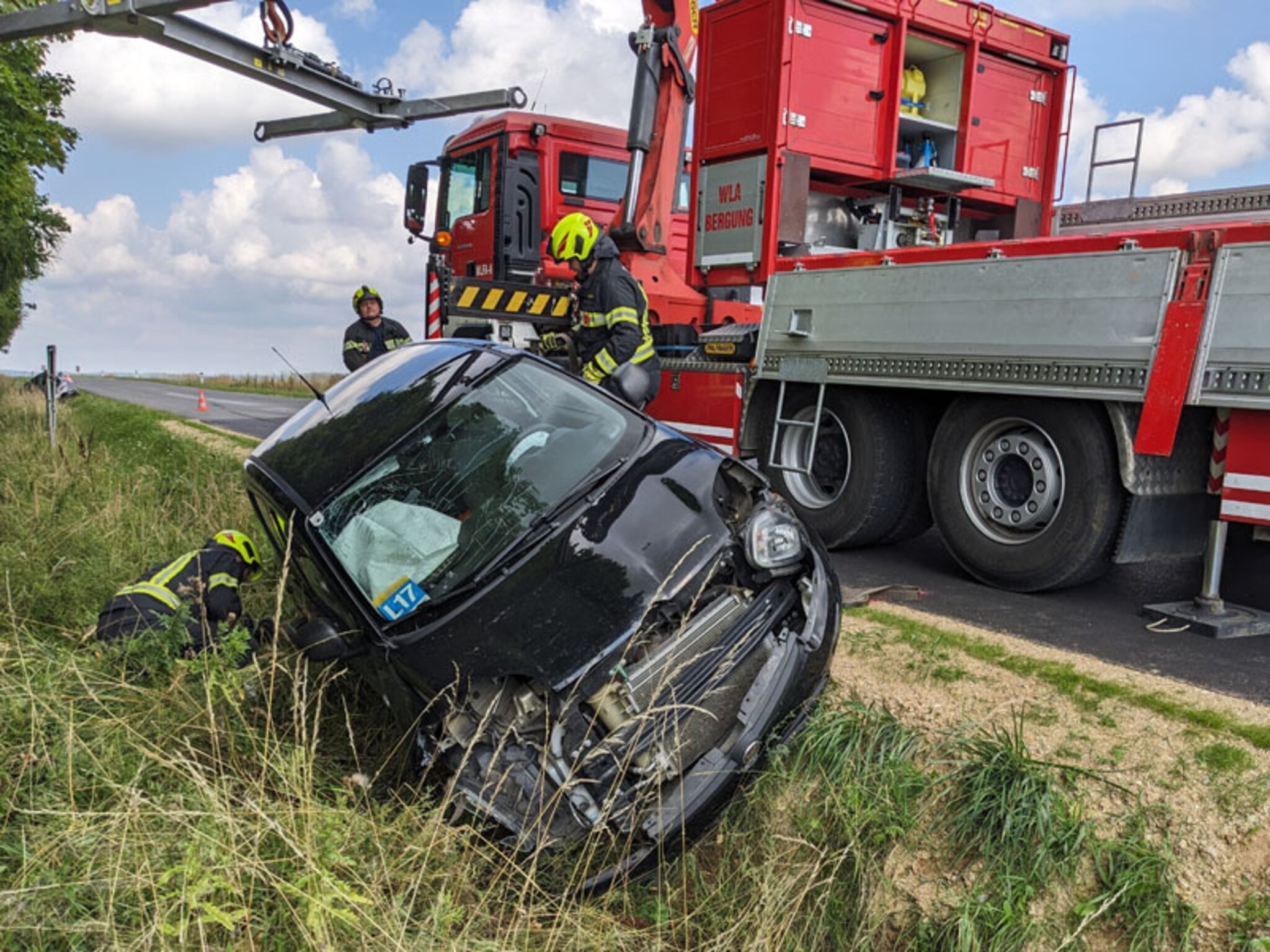 Crash auf Kreuzung: Verkehrsunfall bei Oberedlitz fordert vier Verletzte - Waidhofen/Thaya