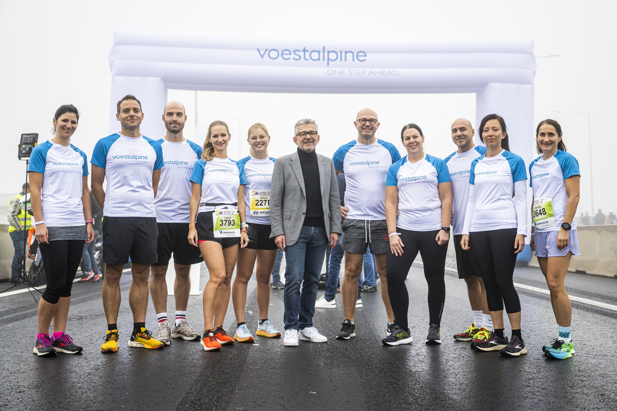 Für guten Zweck: Mitarbeitende der "voestalpine" erliefen 400.000 Euro ...