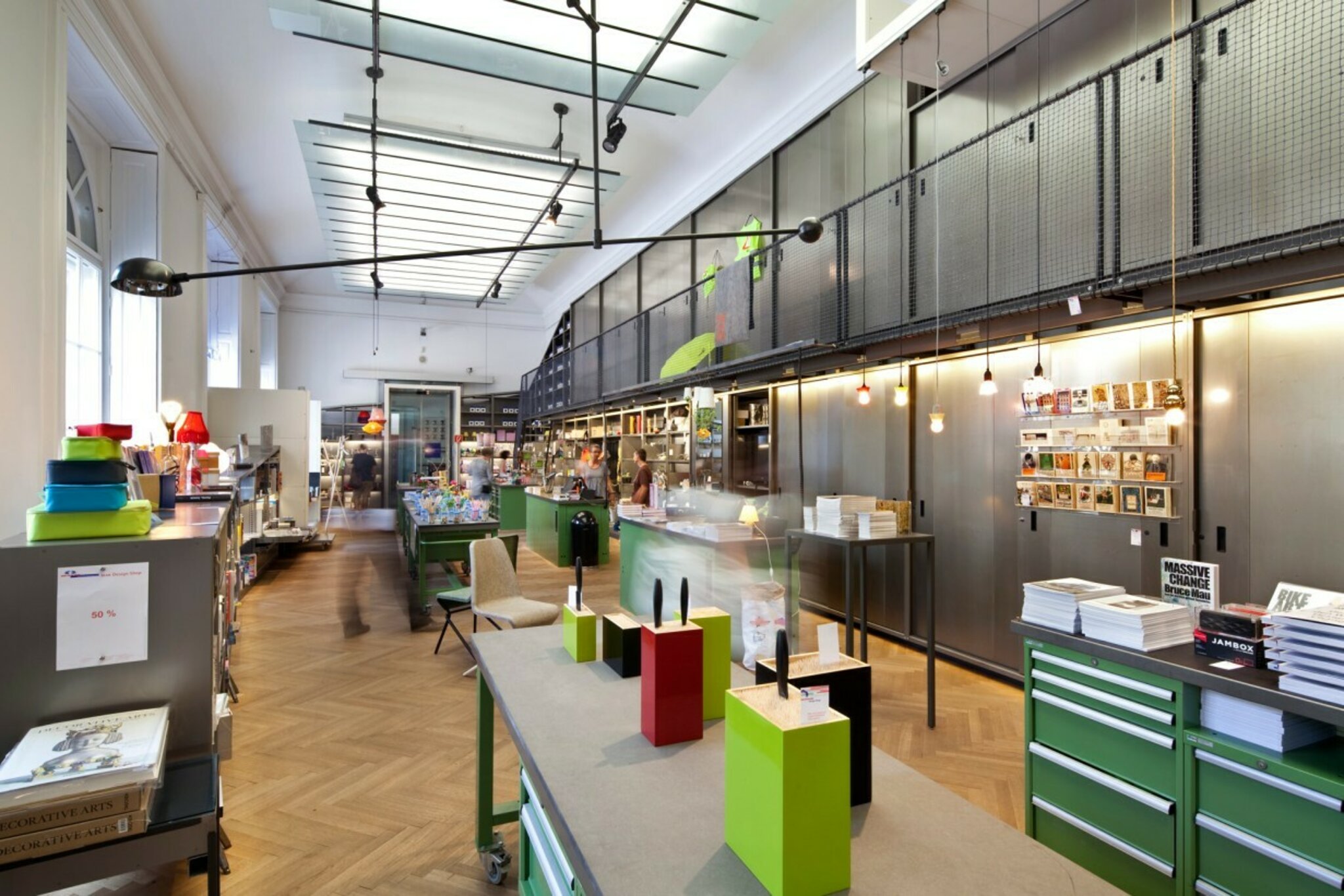 1. bis 3. September: MAK Design Shop lädt zum großen Design-Flohmarkt - Innere Stadt