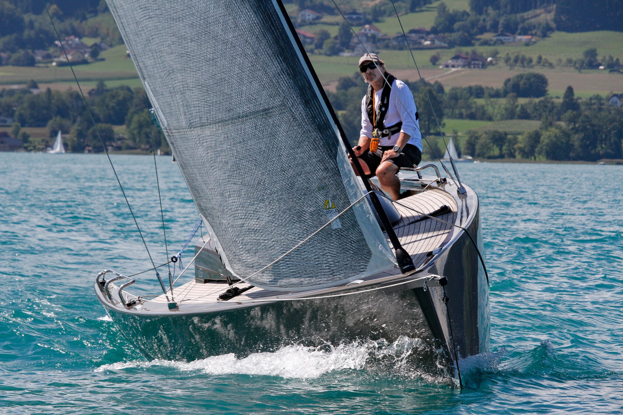 Ein-Hand-Segeln: Viele Teilnehmer, wenig Wind bei "Around Alone ...