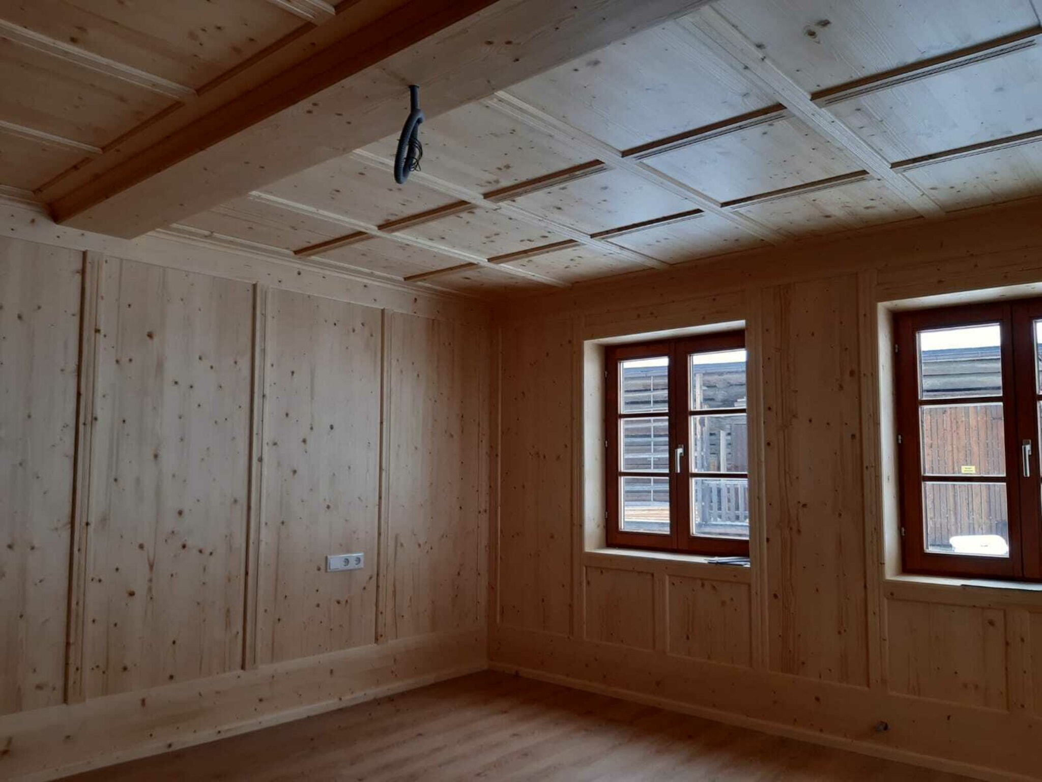 Georg Guggenberger: Holzverkleidungen im Innenraum – so gehts - Gailtal