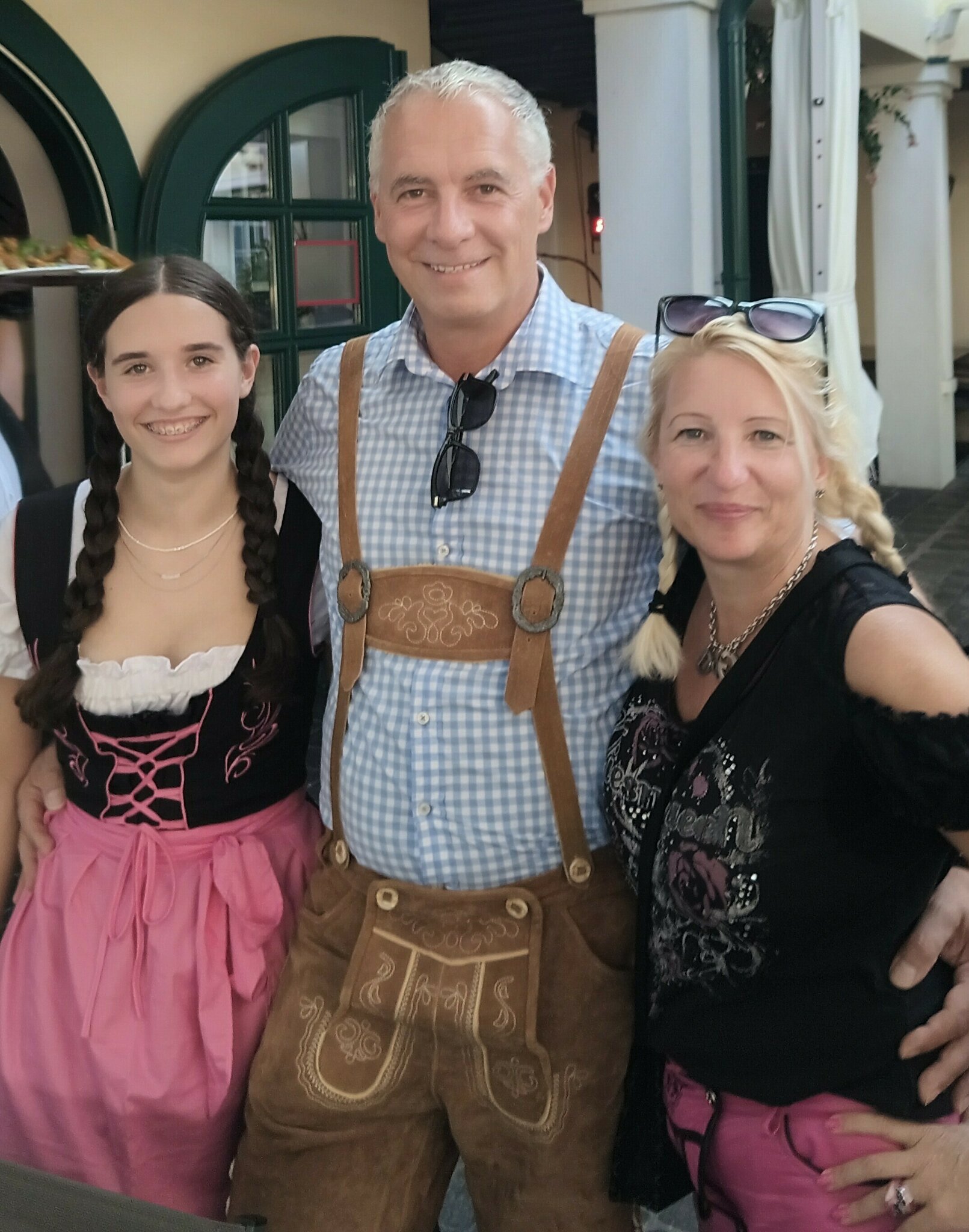 Mitmachen und gewinnen: Korneuburgs schönste Dirndln - Korneuburg