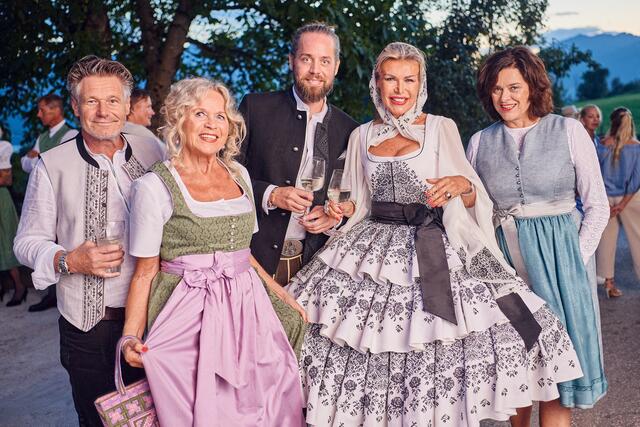 Bildergalerie: Viele Promis bei der Gössl Modeschau am Feldbauernhof ...